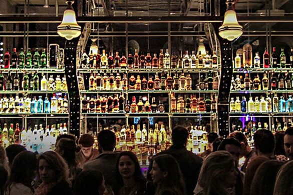 Uptown Bar – Argentina Rent Aparts